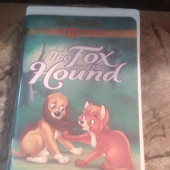 Other | Walt Disneys Gold Collection The Fox And The Hound Vhs | Poshmark